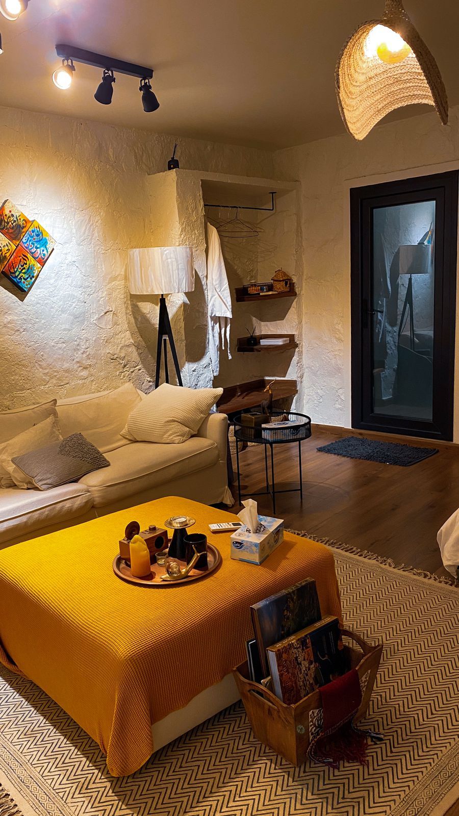 Teena Room – eTours365